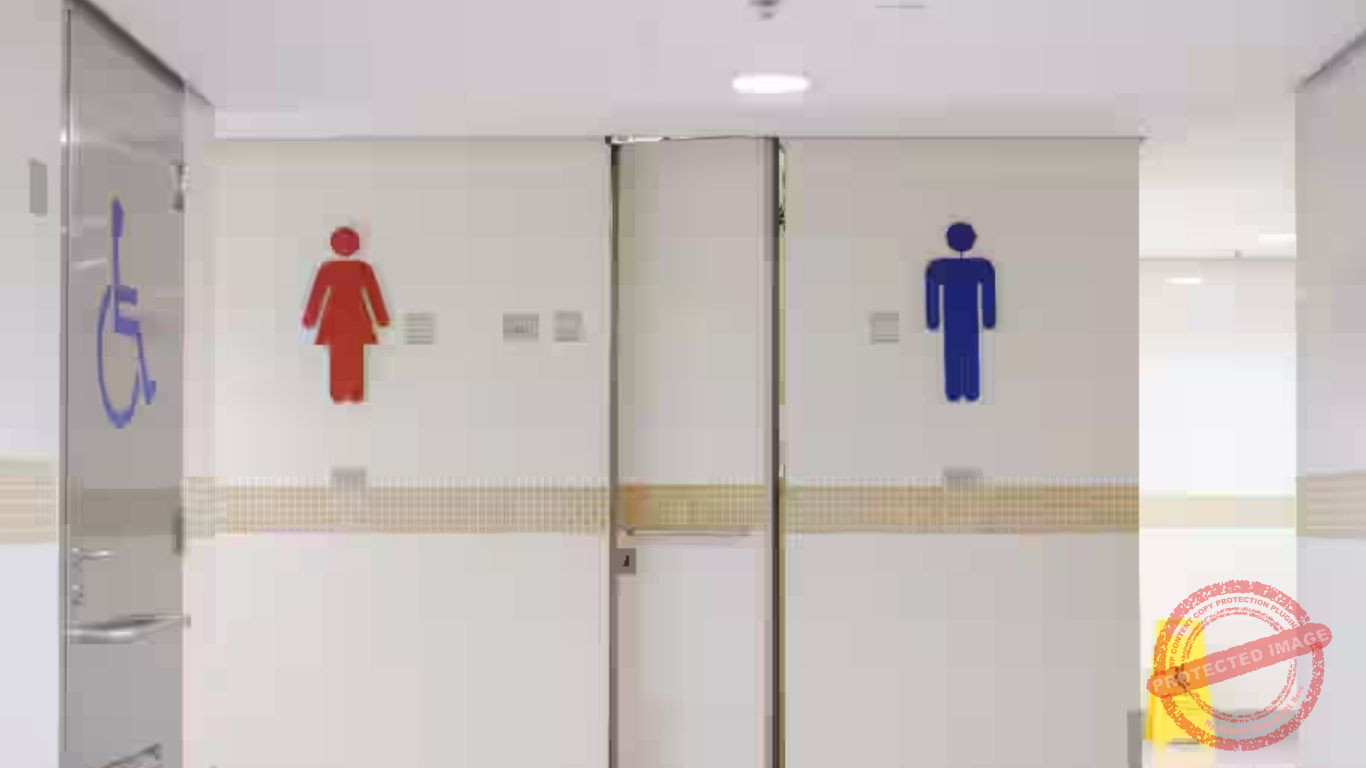 PMC Elections 2026: Citizens Demand Public Toilets on Pune’s FC Road ...